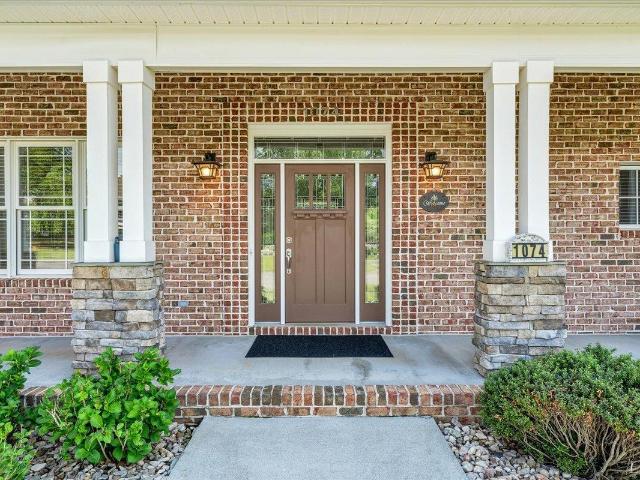 1074 Jefferson Dr W