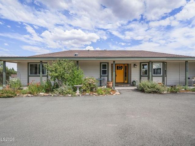 10750 Whitehawk Dr, Reno, NV 89508