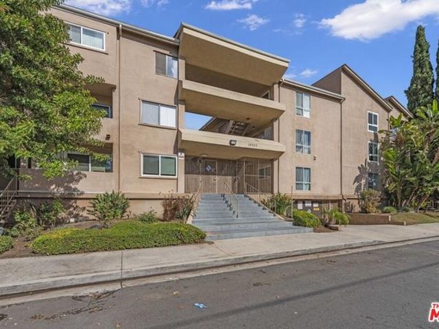 10757 Hortense St Apt 303, North Hollywood, CA 91602