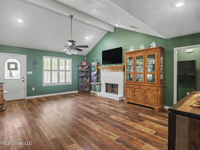 10757 Linohau Way
