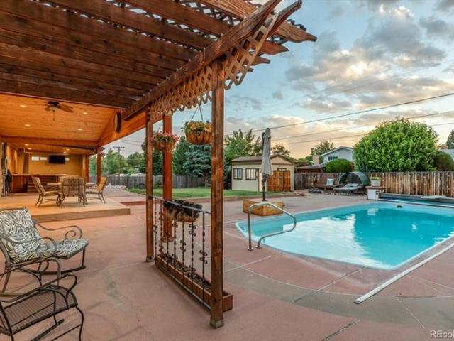 10757 Livingston Dr, Northglenn, CO 80234