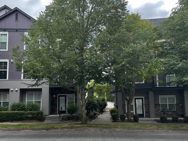 10757 NE Red Wing Way Unit 201, Hillsboro, OR 97006