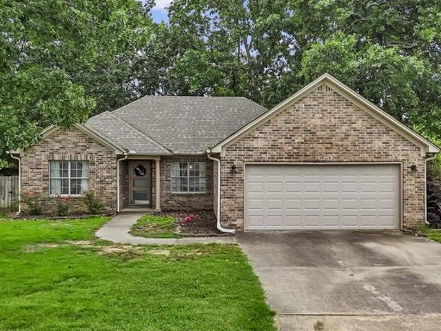 10757 Stoneridge Dr, Sherwood, AR 72120