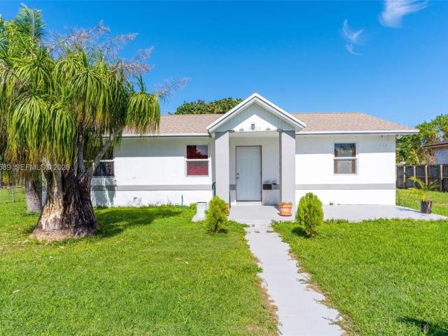 10755 SW 217th St, Miami, FL 33170 | MLS #A12008