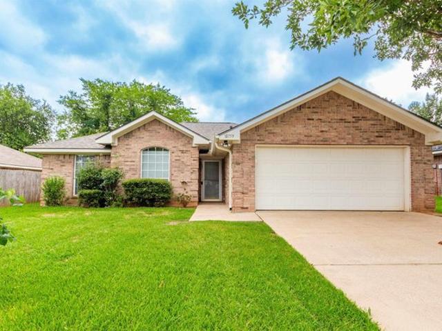 10759 Southern Trace Cir, Flint, TX 75762