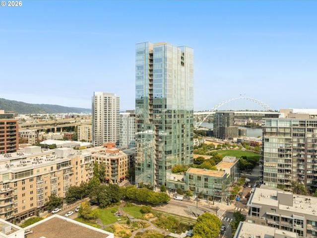 1075 NW Northrup St Unit 409, Portland, OR 97209