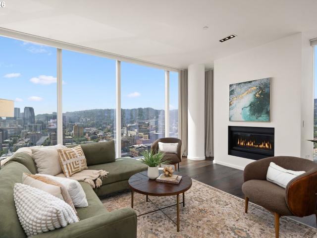 1075 nw northrup st # 2514
