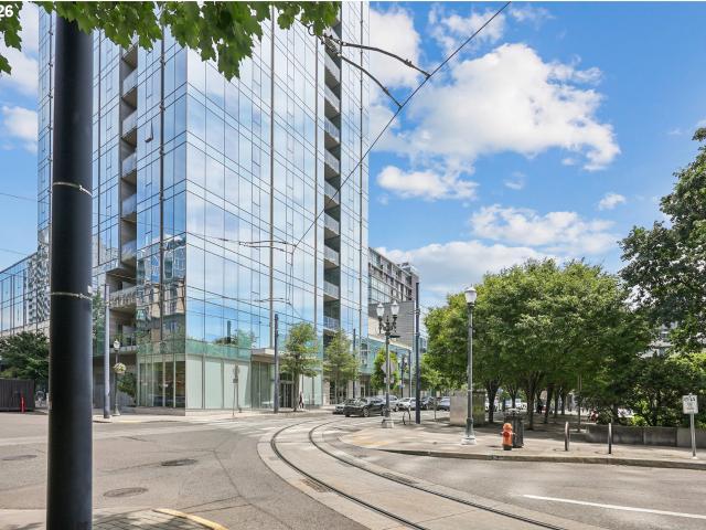 1075 nw northrup st # 515