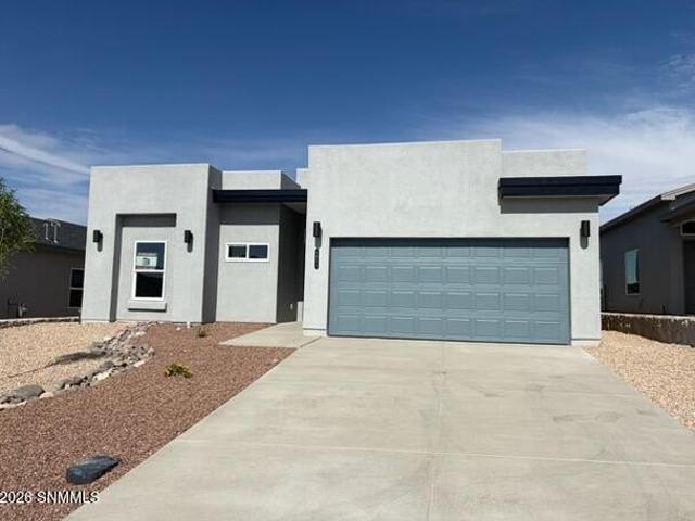 1075 Noria Ct, Las Cruces, NM 88012