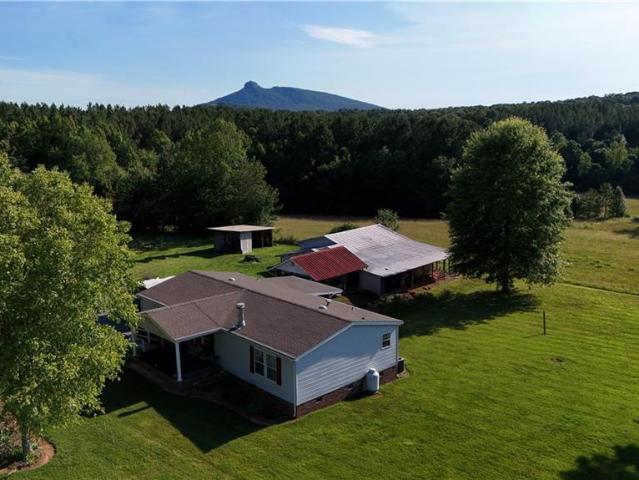1075 Atkins Lane