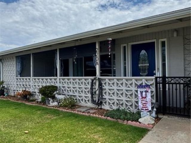 1075 Brookline Rd Apt 220A, Seal Beach, CA 90740