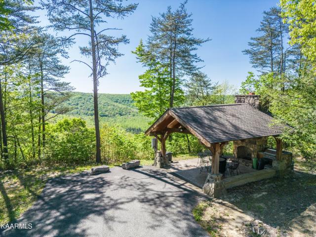 1075 Eastridge Pass, Monterey, TN 38574 | MLS #1235 | Compass