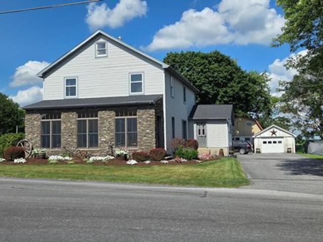 1075 Georgetown Rd, Paradise, PA 17562