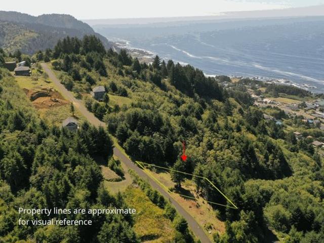1075 Horizon Hill Rd, Yachats, OR 97498
