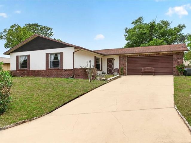 1075 Kingswood Way, Port Orange, FL 32129