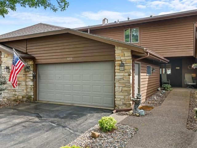 1075 Lauderdale N, Onalaska, WI 54650