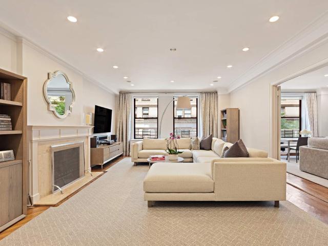 1075 Park Avenue, New York, NY