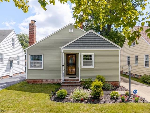 1075 Piermont Rd, South Euclid, OH 44121