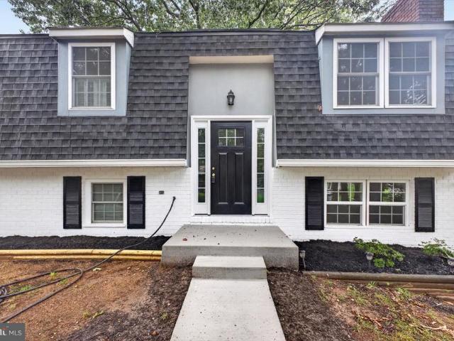 1075 Sun Valley Drive