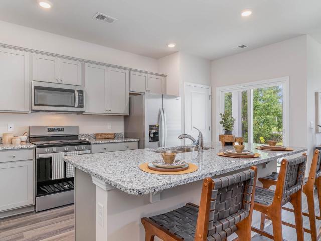 1075 Woods Crossing Road SW
