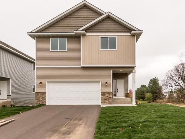 10760 Knollwood Ln, Woodbury, MN 55129