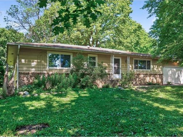 10761 Crow Hassan Park Rd, Hanover, MN 55341