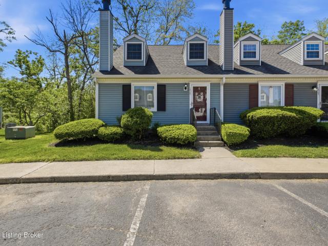 10767 Colonial Woods Ct