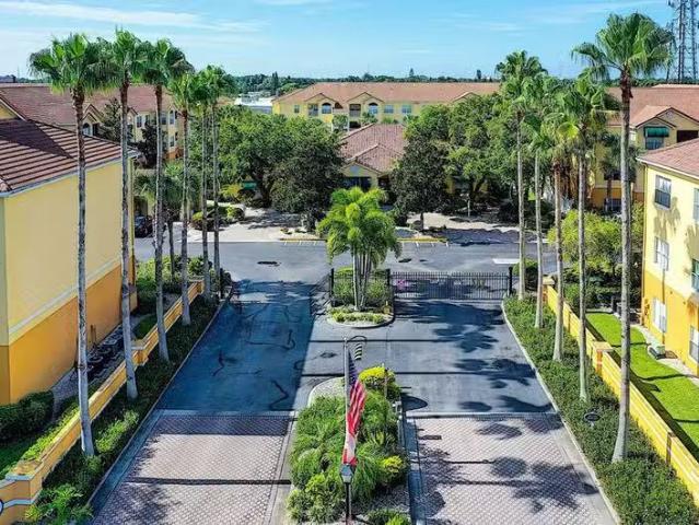 10764 70th Ave #2207, Seminole, FL 33772 MLS U8255211