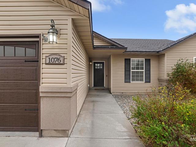 1076 Arrow Wood Ct