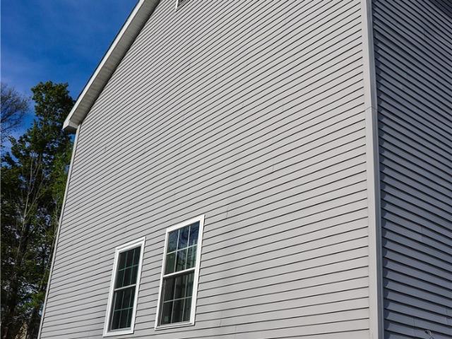 1076 Curtiss Road