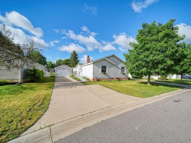 1076 Cambry Cir, Grass Lake, MI 49240