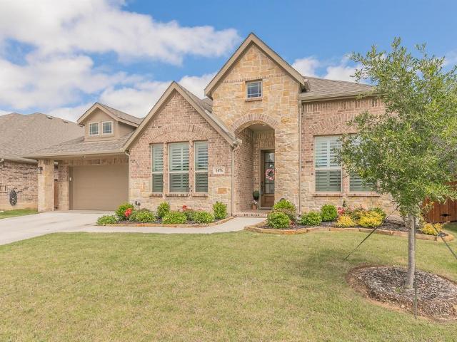 1076 Fleetwood Dr, Justin, TX 76247 | MLS #21152 | Compass