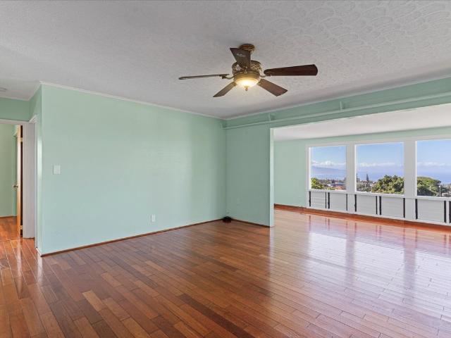 1076 Kehau Pl, 3 beds, 2 full baths