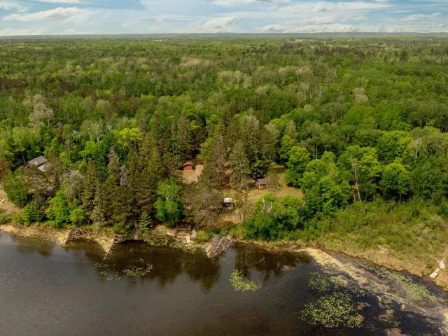 1076 Rainy Lake Road NW