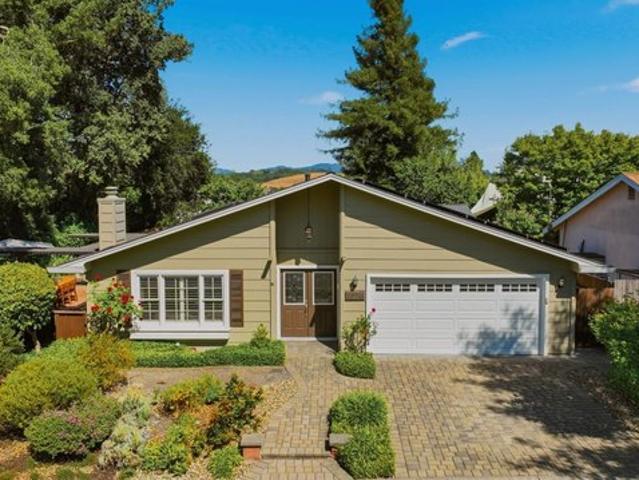 1076 Stonybrook Dr, Napa, CA 94558