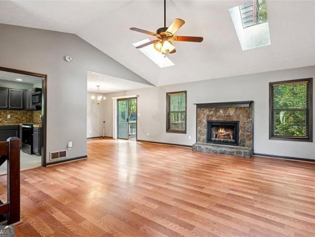 1076 Stoney Creek Ln, Austell, GA 30168 | MLS #10724