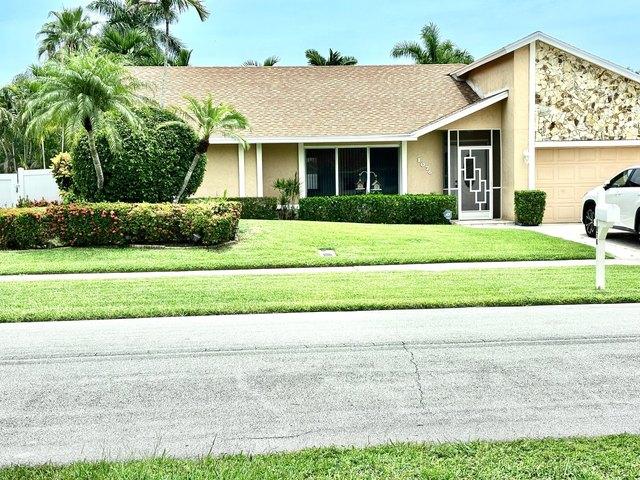 1076 SW 26th Ter, Deerfield Beach, FL 33442