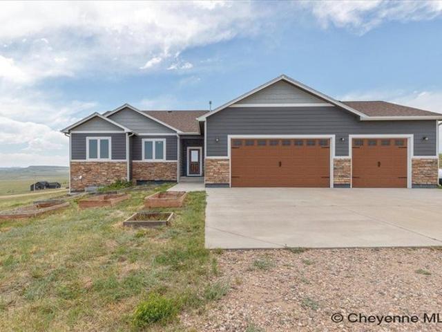 1076 S Mule Trl, Cheyenne, WY 82009
