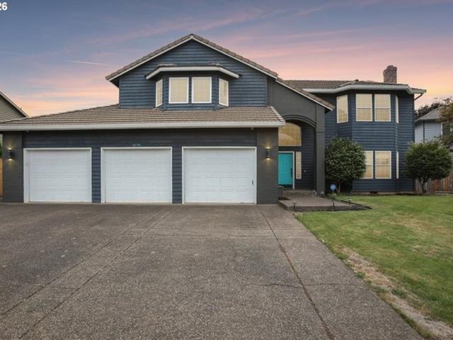 1076 SE 61st Way, Hillsboro, OR 97123