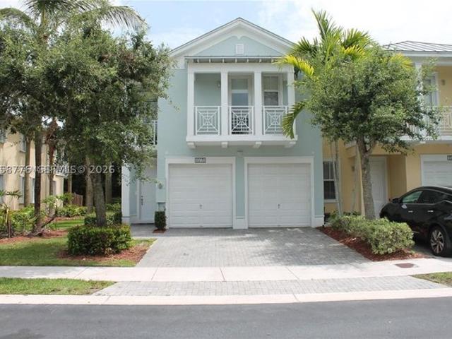 10770 NW 74th Ln, Doral, FL 33178