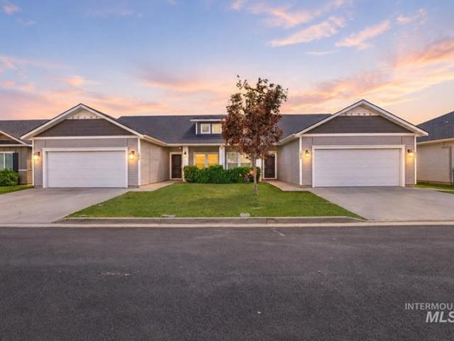 1077/1 Easy Ave, Twin Falls, ID 83301