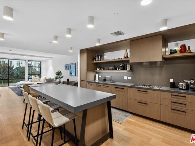 10777 Wilshire Blvd Unit 208, Los Angeles, CA 90024