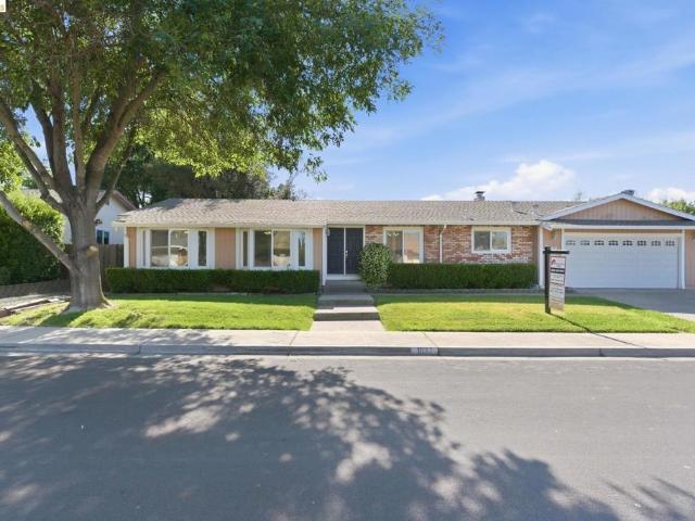 1077 bellamy ct
