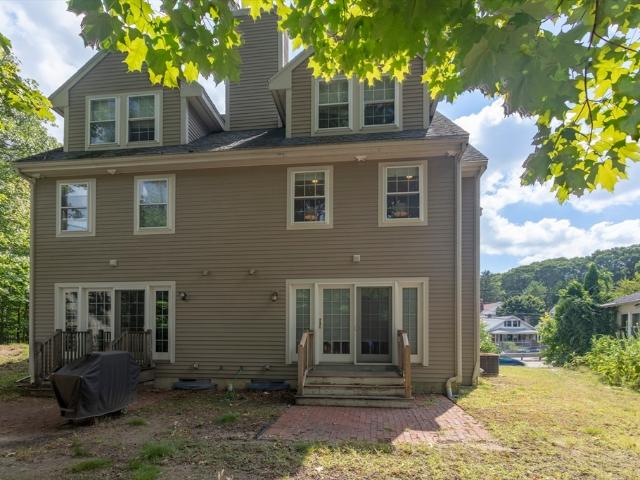 1077 Boylston St, Unit 1, Newton, MA 02461 | MLS #73453