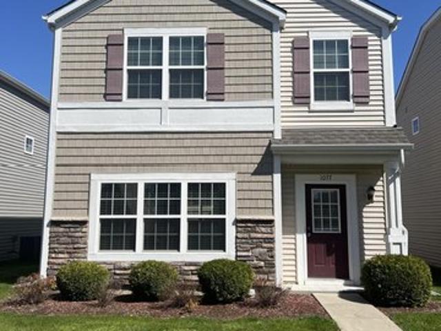 1077 E 115th Ln, Crown Point, IN 46307