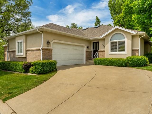 1077 E Brook Cir, Kaysville, UT 84037