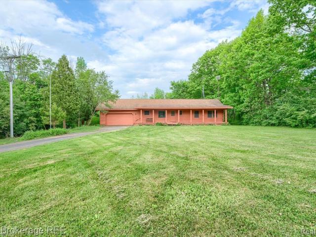 1077 Hadley Road