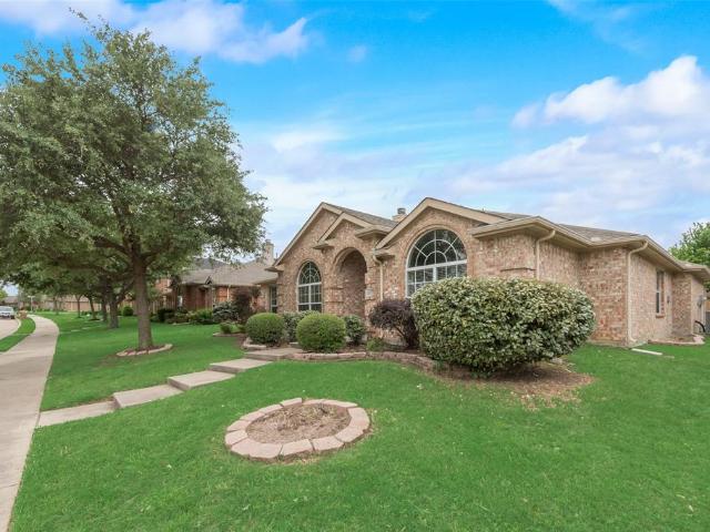 1077 Hampton Bay Drive