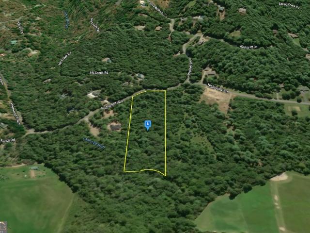 1077 Highland Trail