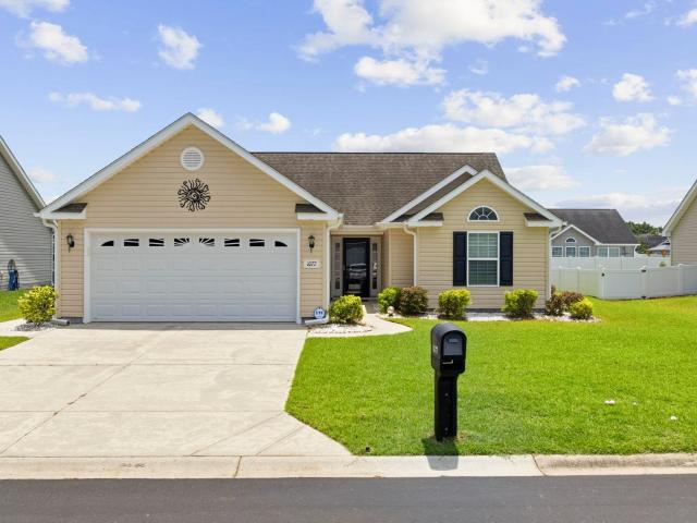 1077 Lizzie Ln